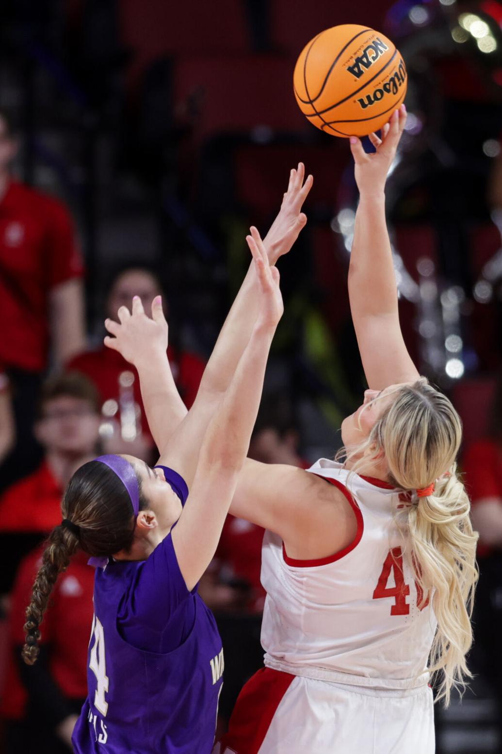 Alexis Markowski leads Nebraska basketball past Northwestern