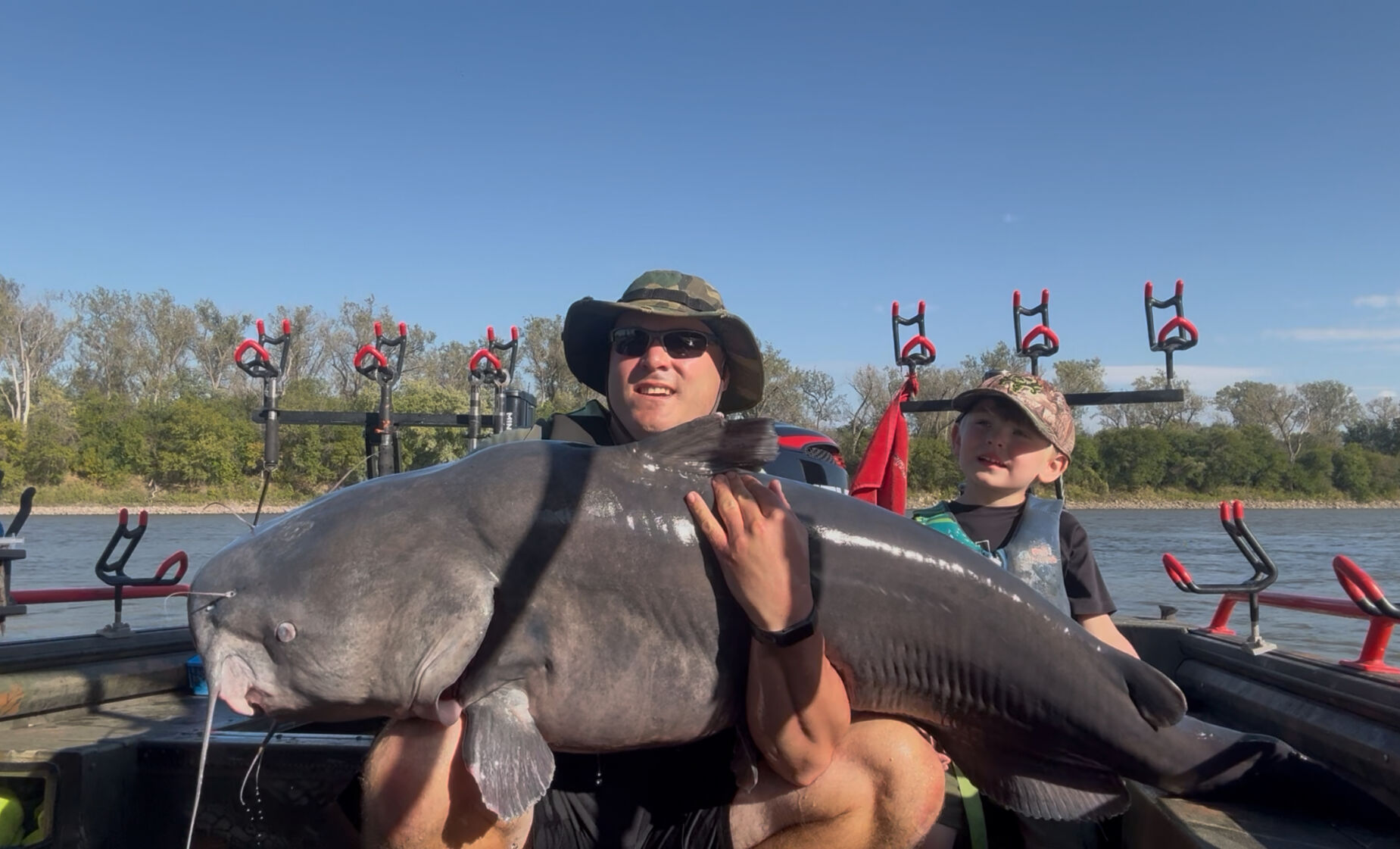 Omaha angler catches Iowa record blue catfish in Missouri River