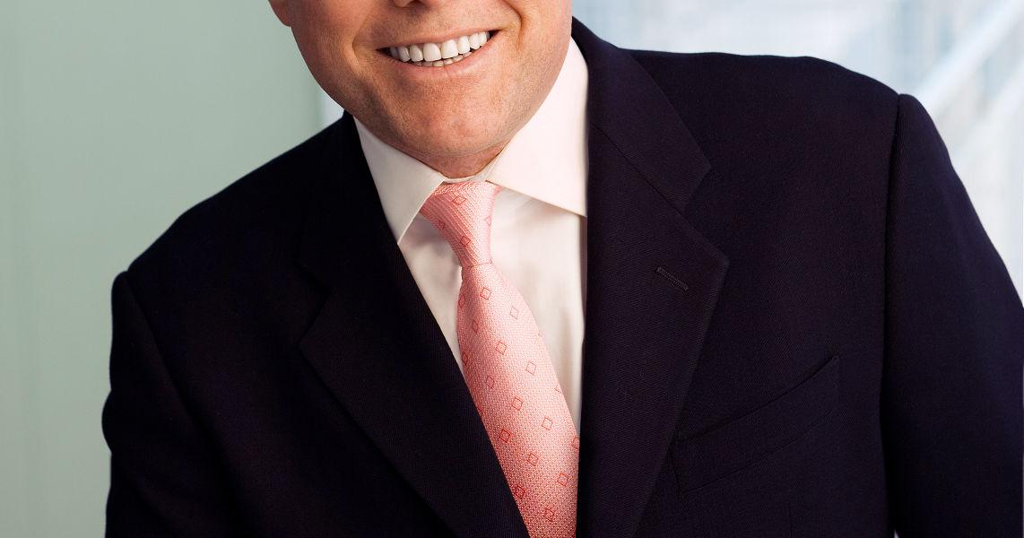 Media CEOs again dominate ranks of top-paid executives