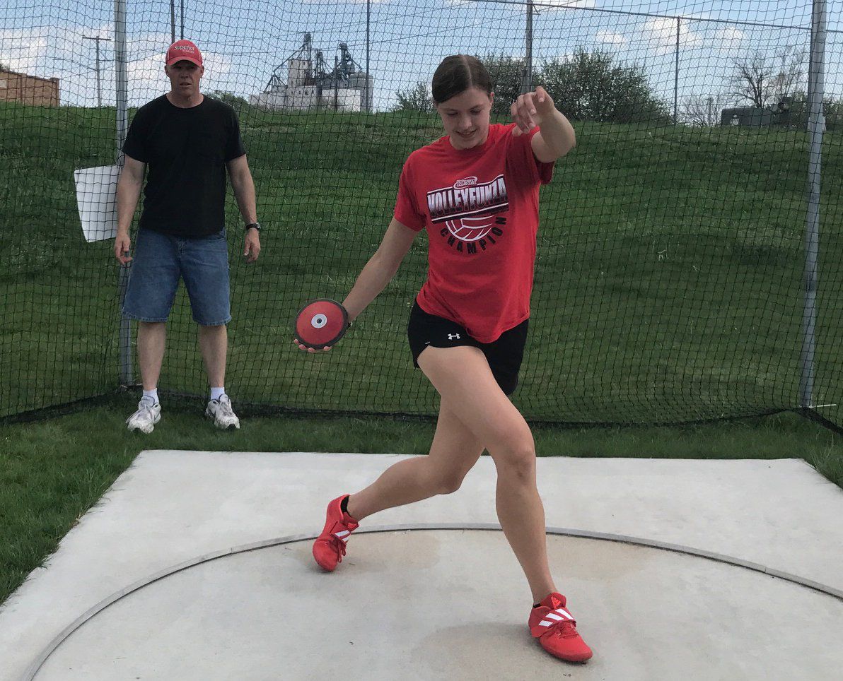 For Superior's record-setting freshman Kalynn Meyer, throwing runs in ...