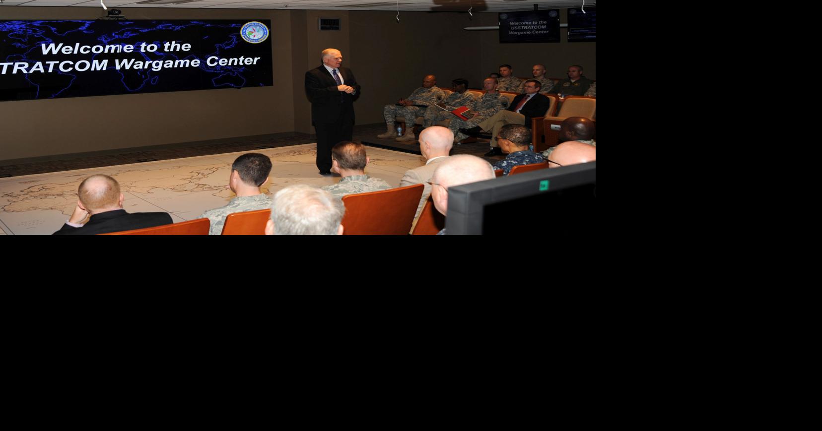 StratCom shows off high-tech facilities, including Wargame Center