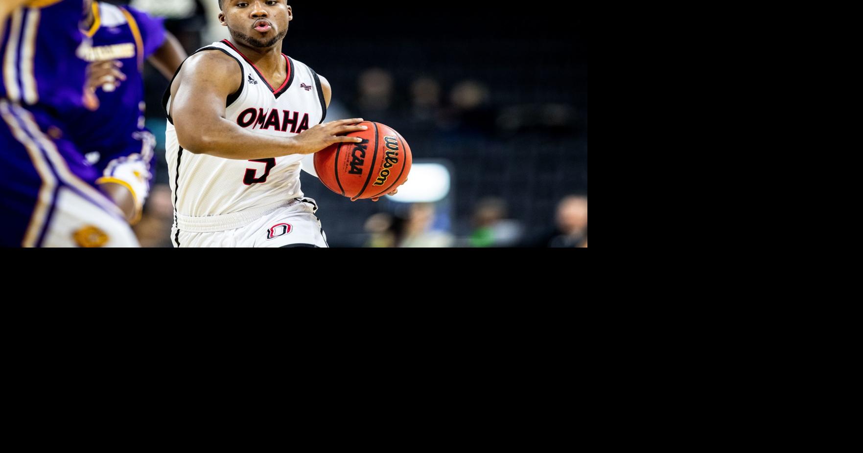 Nearly half of UNO basketball's roster is from Mavs' hottest recruiting ...