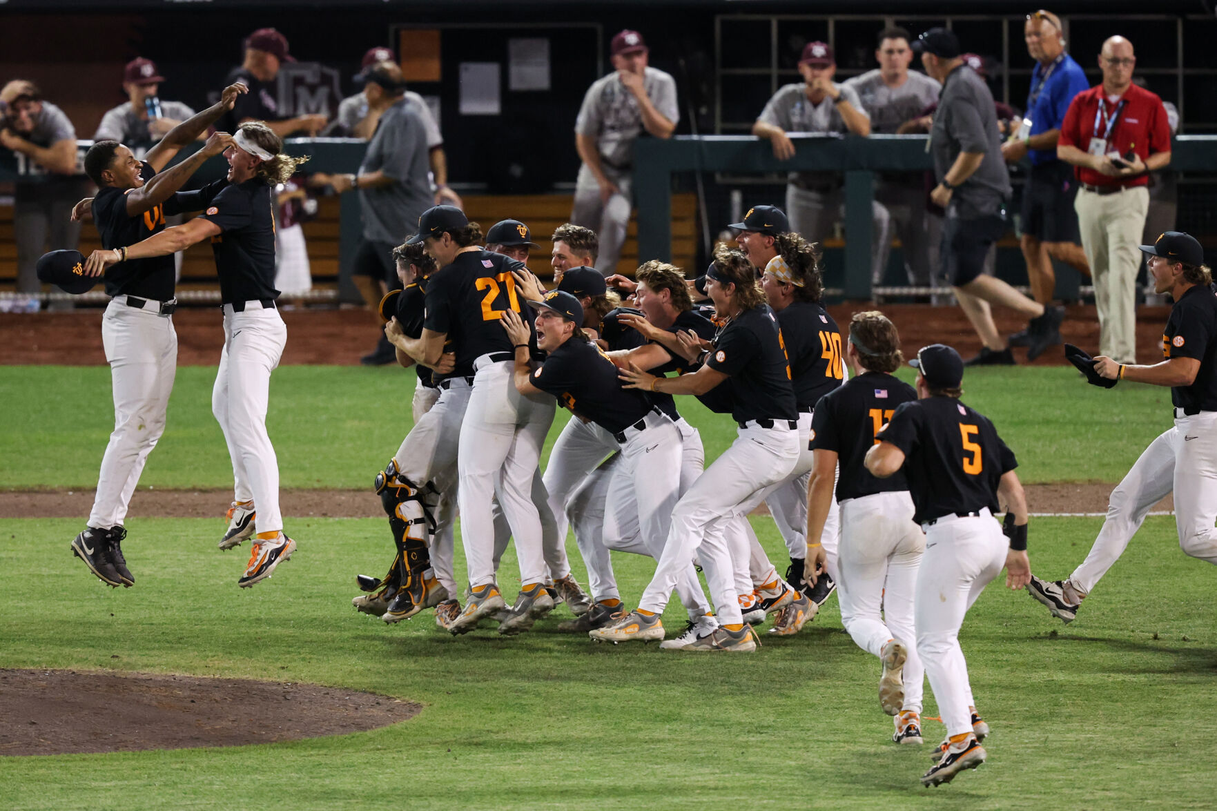 Full broadcast schedule for the 2025 CWS announced