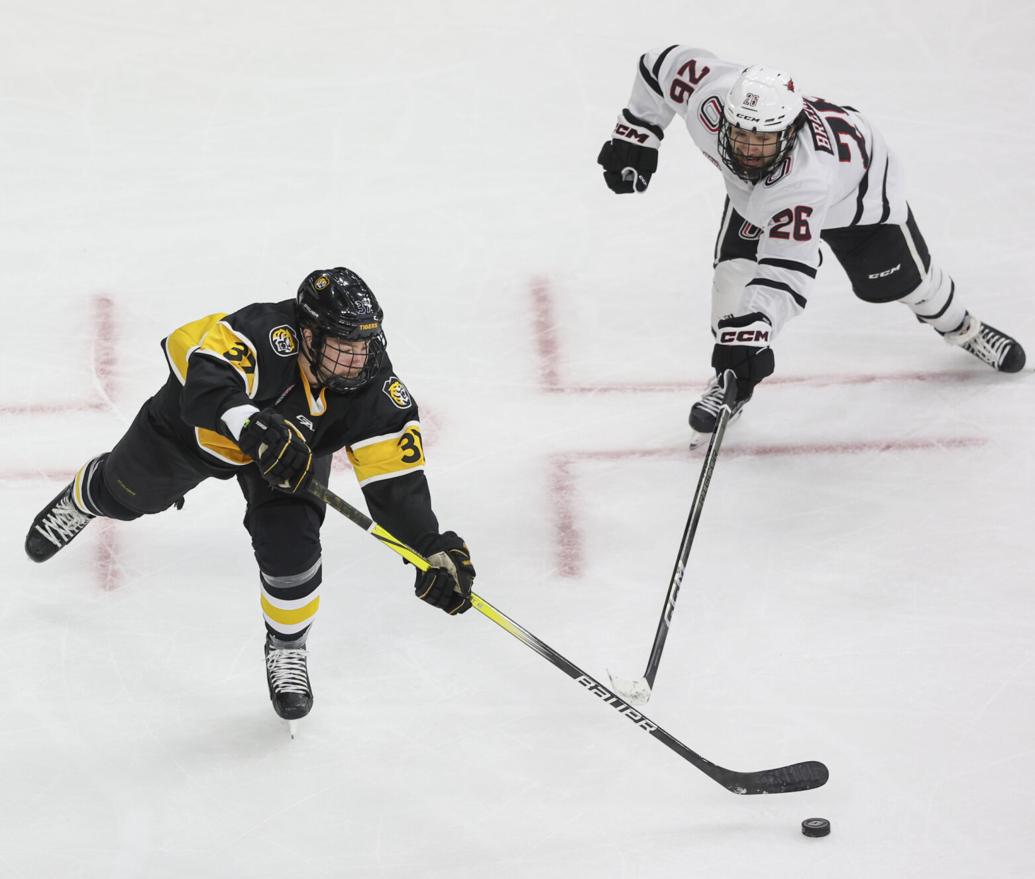 Omaha hockey program receives $1 million donation from David and Jane ...