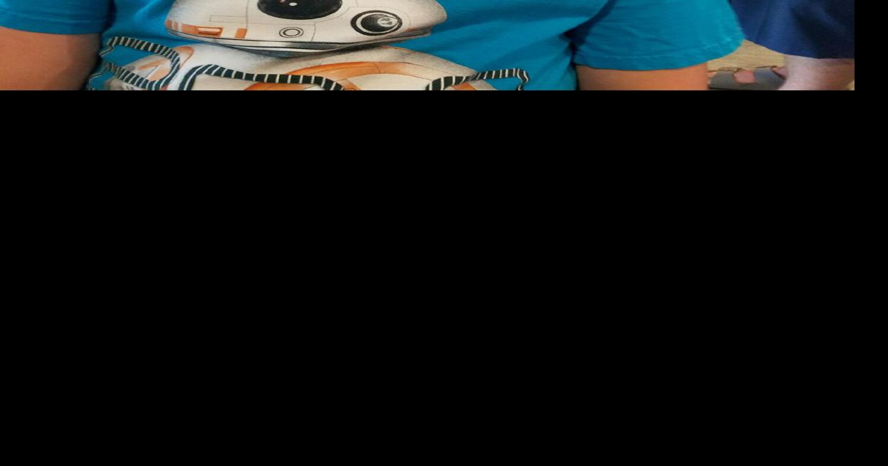 With goofy on-camera moment, Omaha boy has gone from a stare to a star