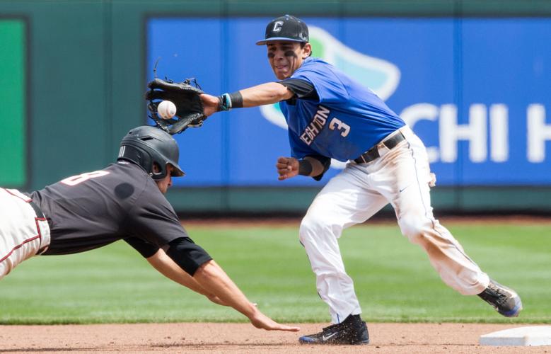 Pitching, clutch hitting help Bluejay baseball defeat Mavs