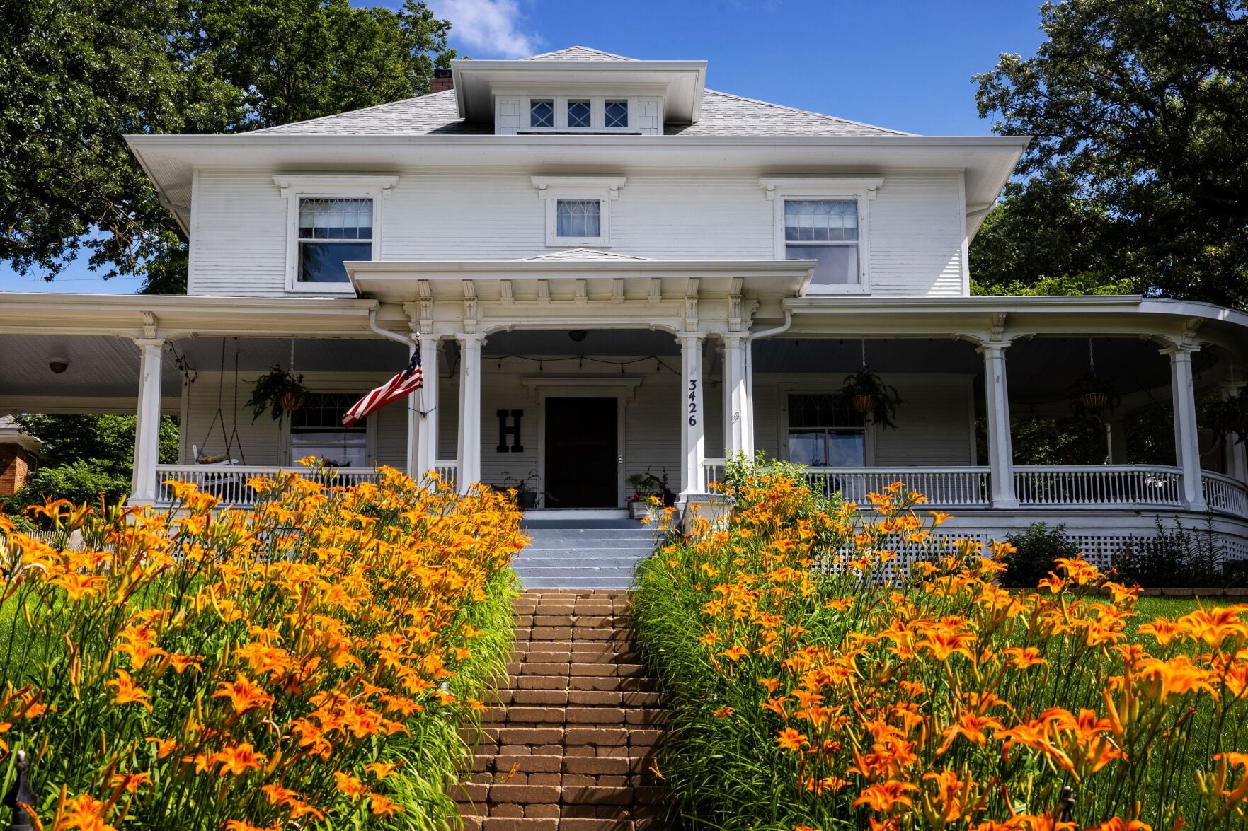 In the Garden: Orange daylilies light up midtown Omaha