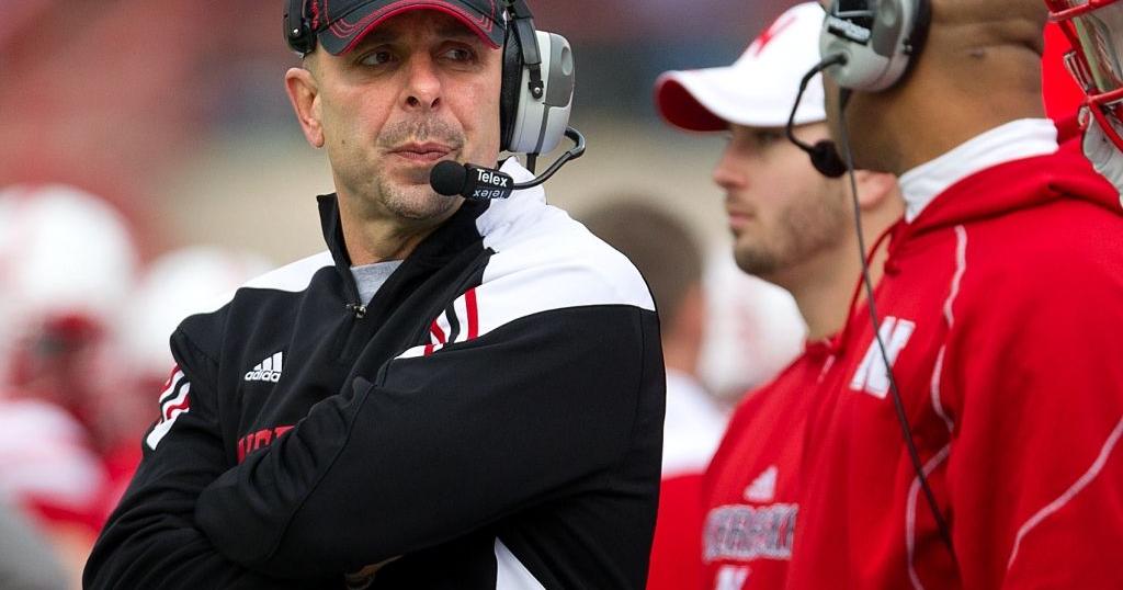 Carl Pelini says he inquired about coaching job at Bellevue East