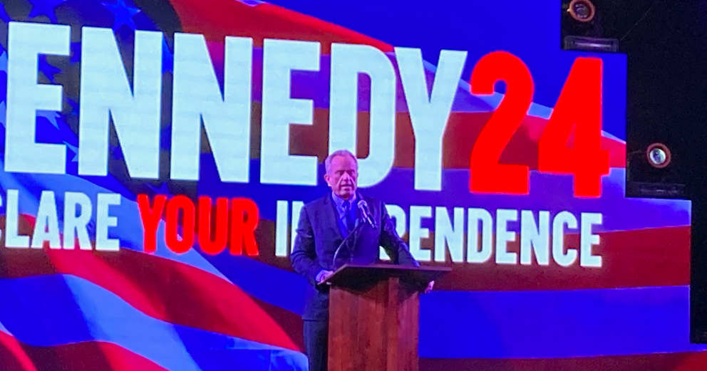 RFK Jr. holds rally in Nebraska to collect signatures