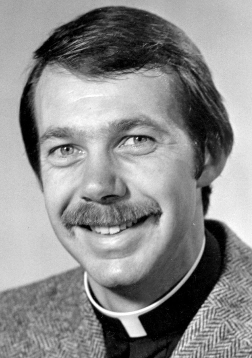 Former Creighton President John Schlegel — 'an extremely upbeat ...
