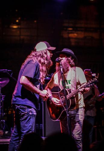 Review: Cody Jinks, fans wait through rain for incredible country show