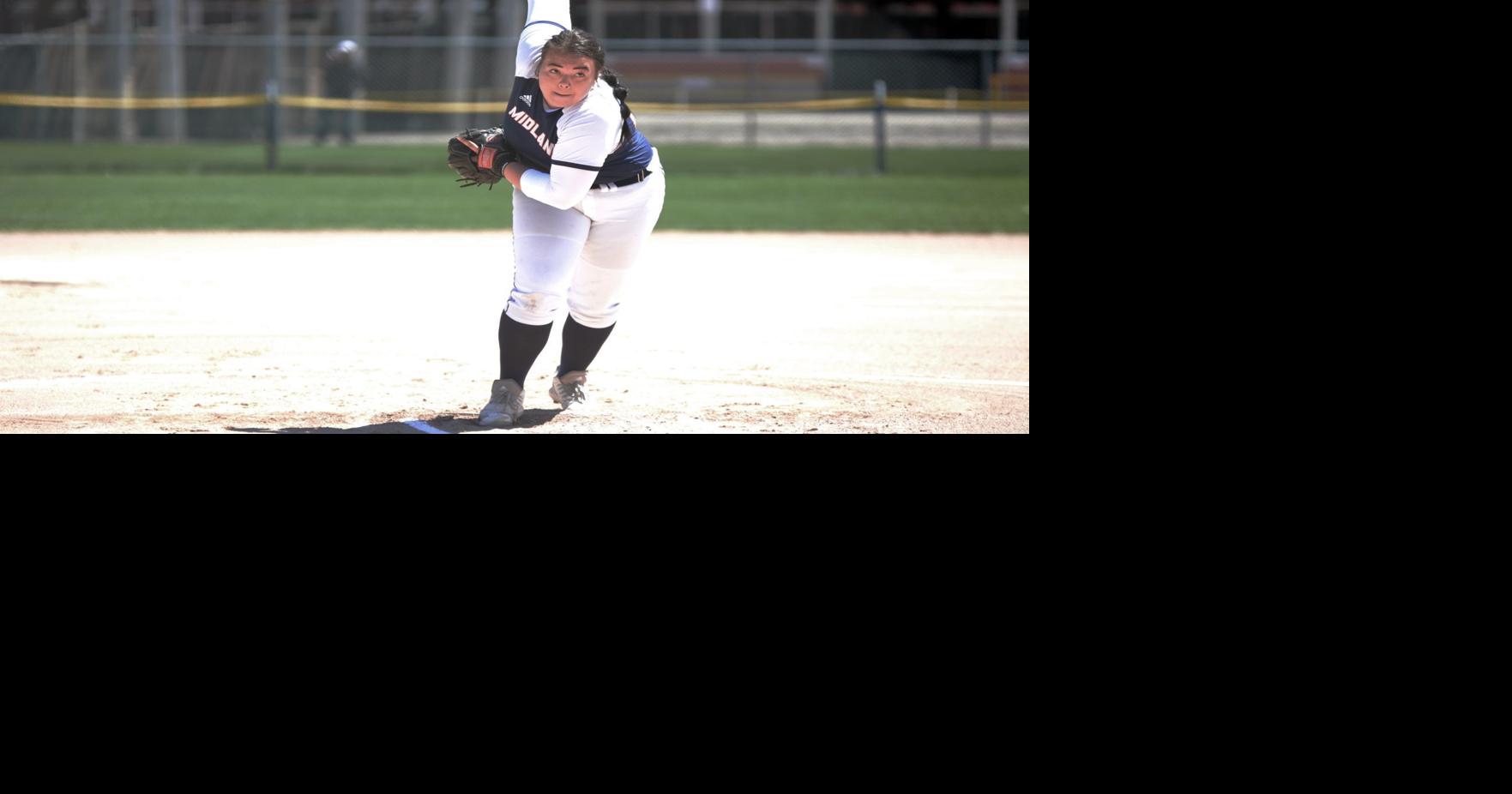Softball captains Erin Sharpe, Jaylee Hinrichs carried teams to ...