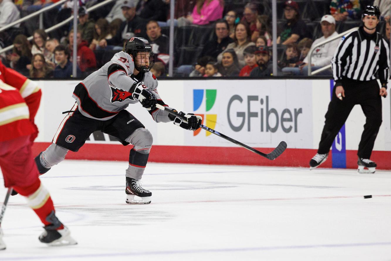 Photos: Omaha hockey hosts Denver