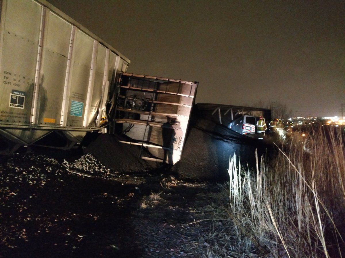 Union Pacific train derails near Interstate 80, injuring worker in ...