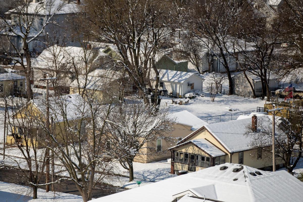With more than 3 inches, Omaha smashes the snowfall record for April 16 ...