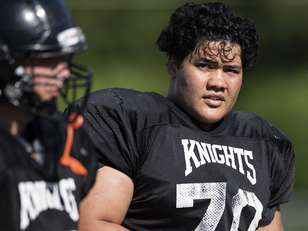 Lincoln Southeast's Teivis Tuioti, son of Husker DL coach, commits to ...