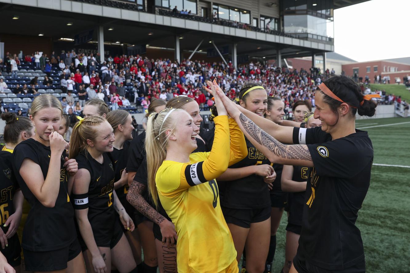 Gretna East wins Class B girls soccer title in Griffins' first season