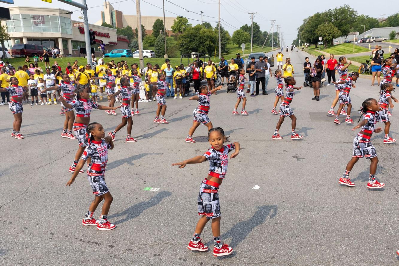 Omahans celebrate 25th Native Days Homecoming Parade