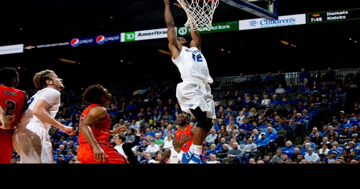 Notes: Creighton point guard Malik Albert shows he can set up scores, too