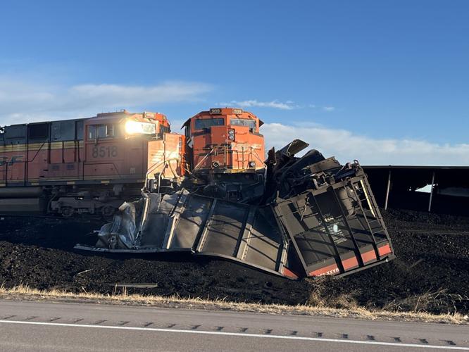 Coal train derails in central Nebraska