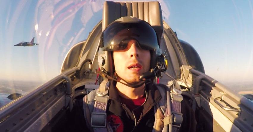 It's out there: That upside down photo scene from 'Top Gun' ... is that ...