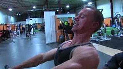 Paralyzed bodybuilder inspires many to get healthy