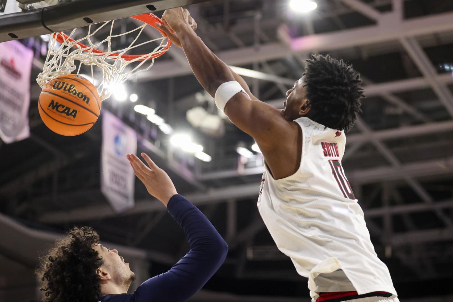 Omaha men's basketball wins first Summit League championship