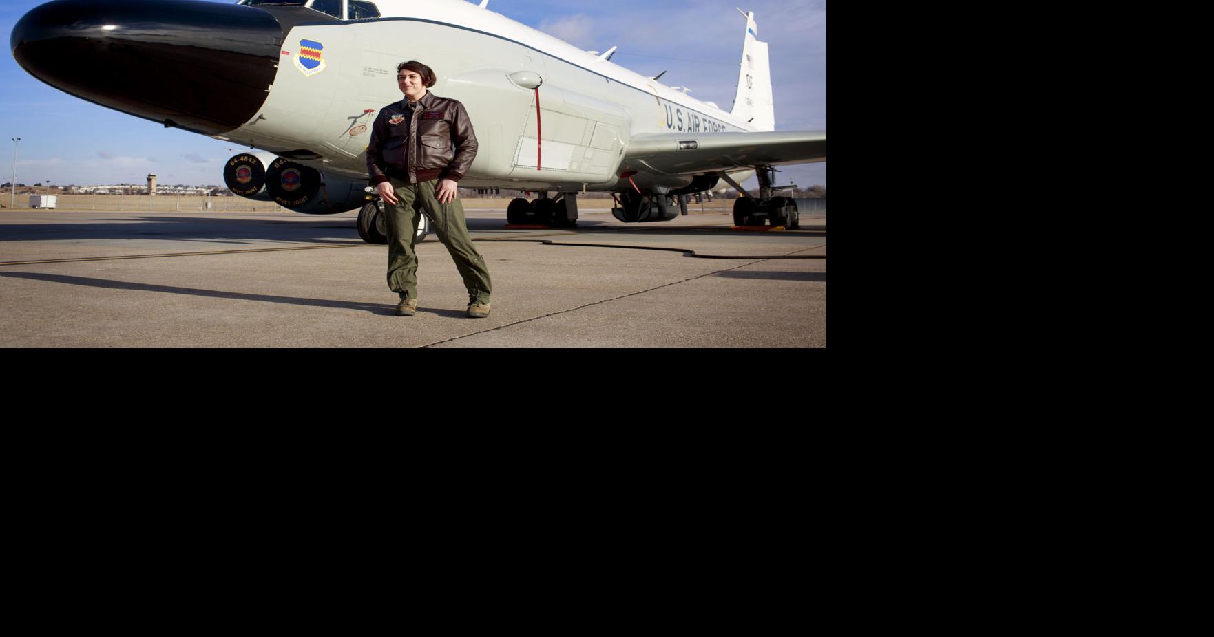 Ashleigh Buch: 1st transgender service member to transition at Offutt ...