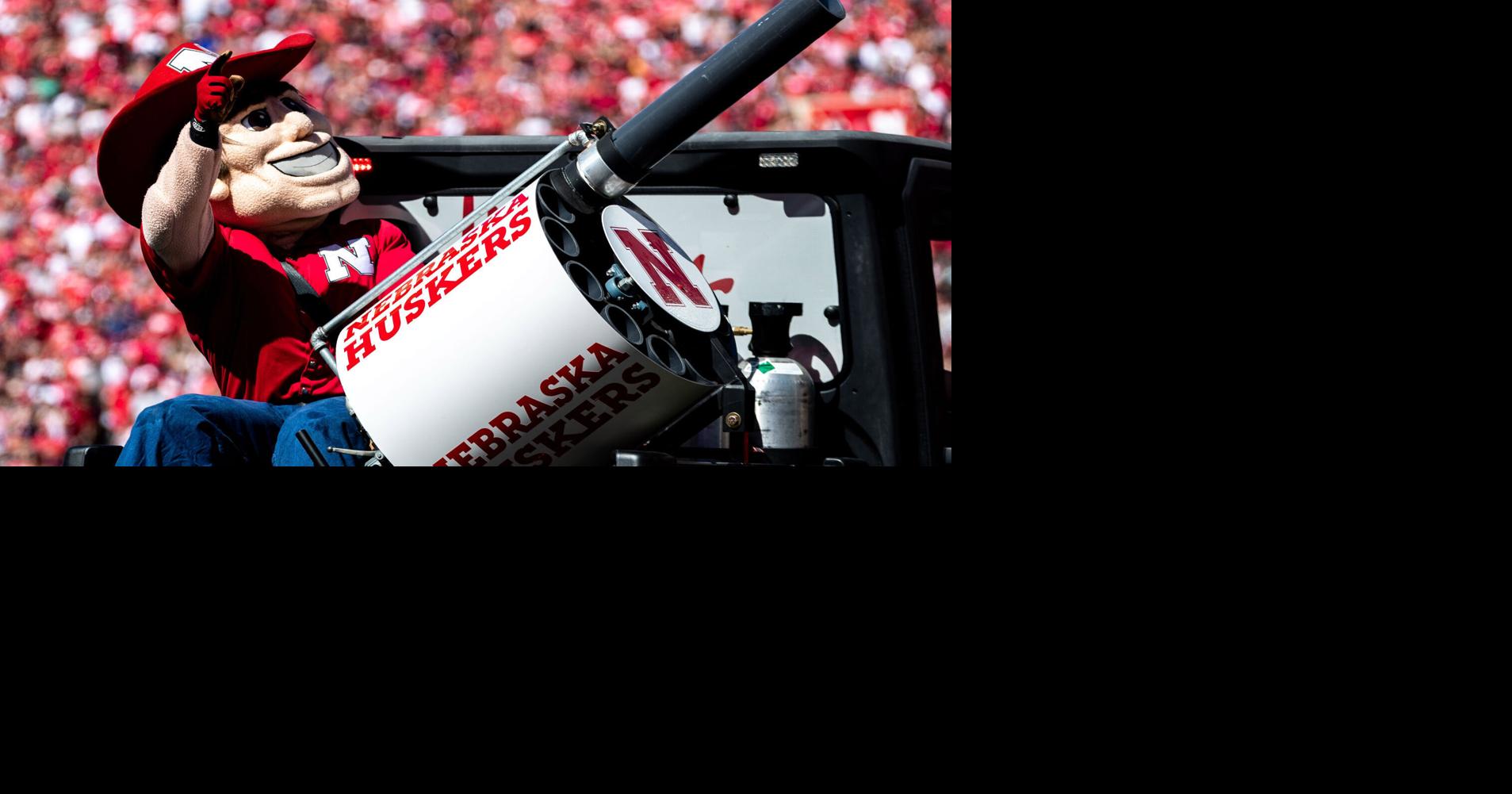 Live updates: Nebraska vs. Minnesota