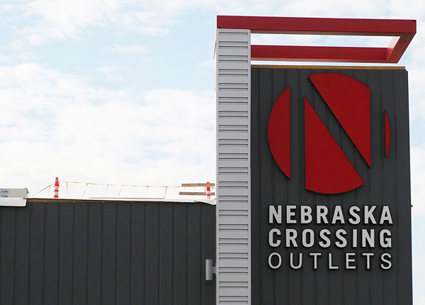 5 new stores coming to Nebraska Crossing
