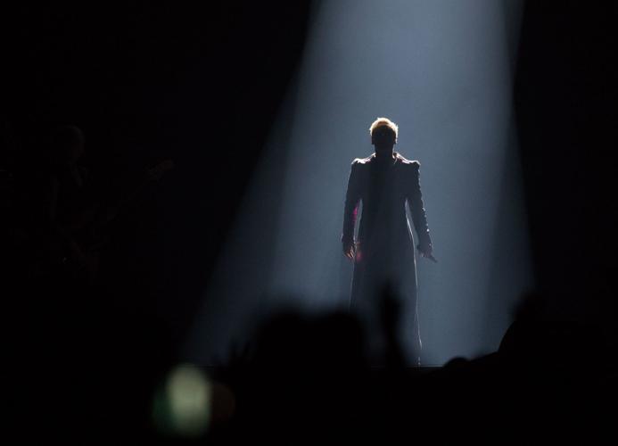 Pink books Omaha show for next May