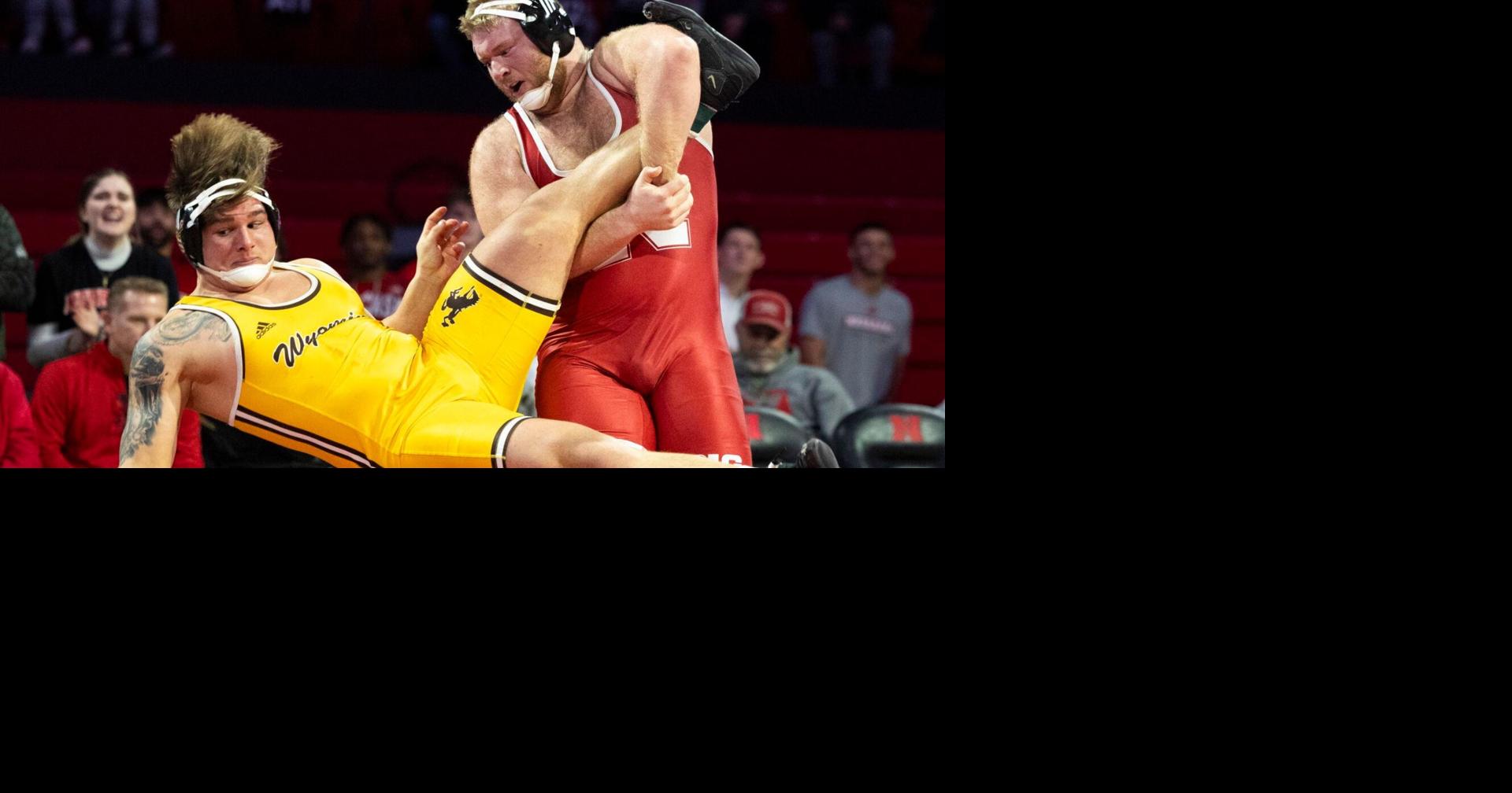 After standing ovation, Huskers DT Nash Hutmacher delivers pin in ...