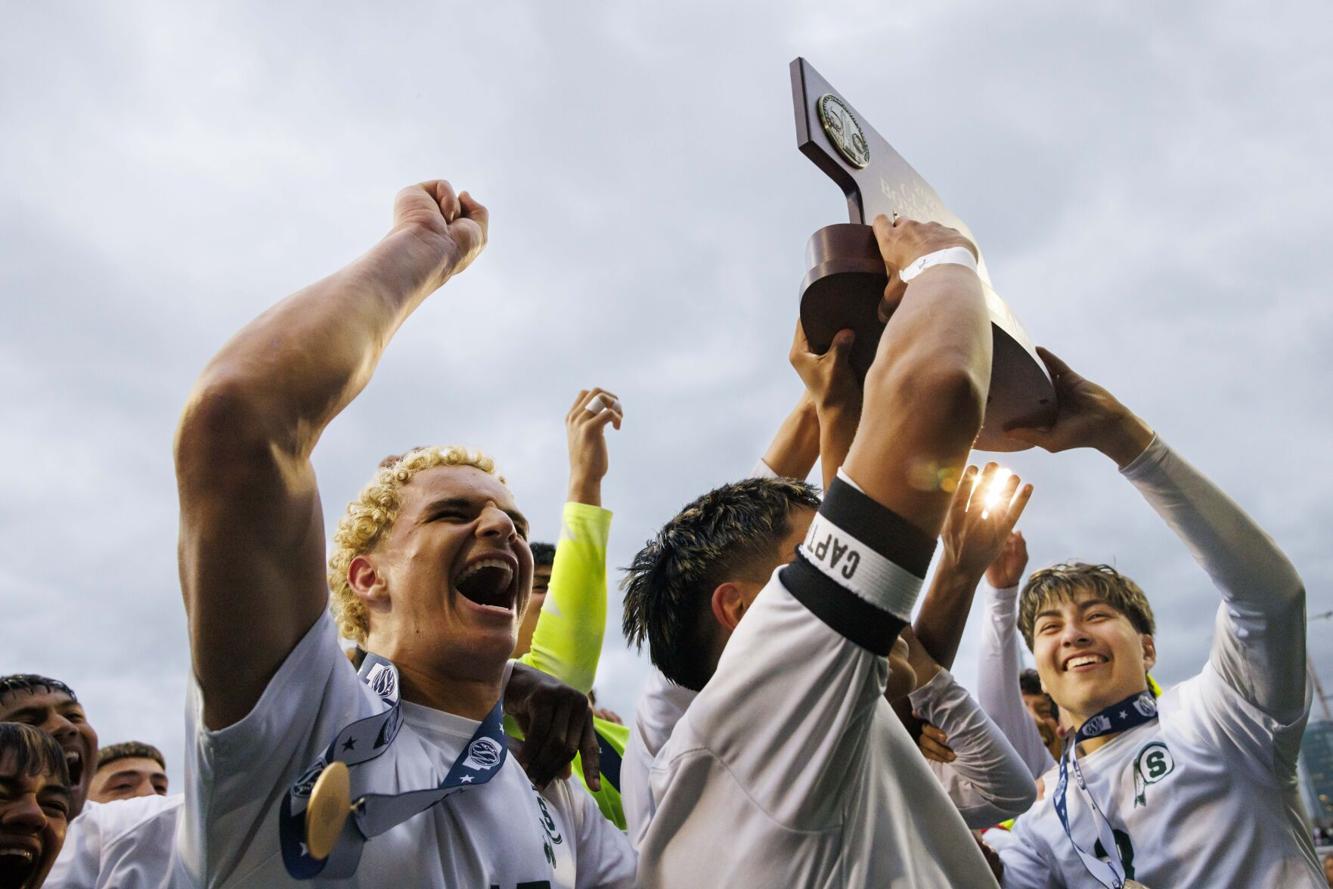 Omaha Westside soccer played with 'different mindset' to win title
