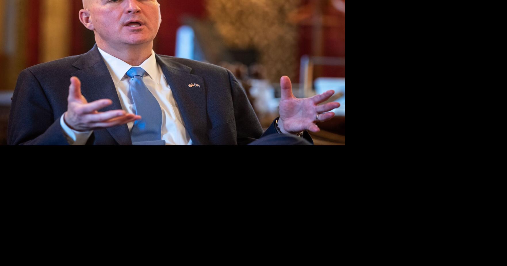 Despite pressure from teachers, Ricketts keeps vaccine focus on those ...