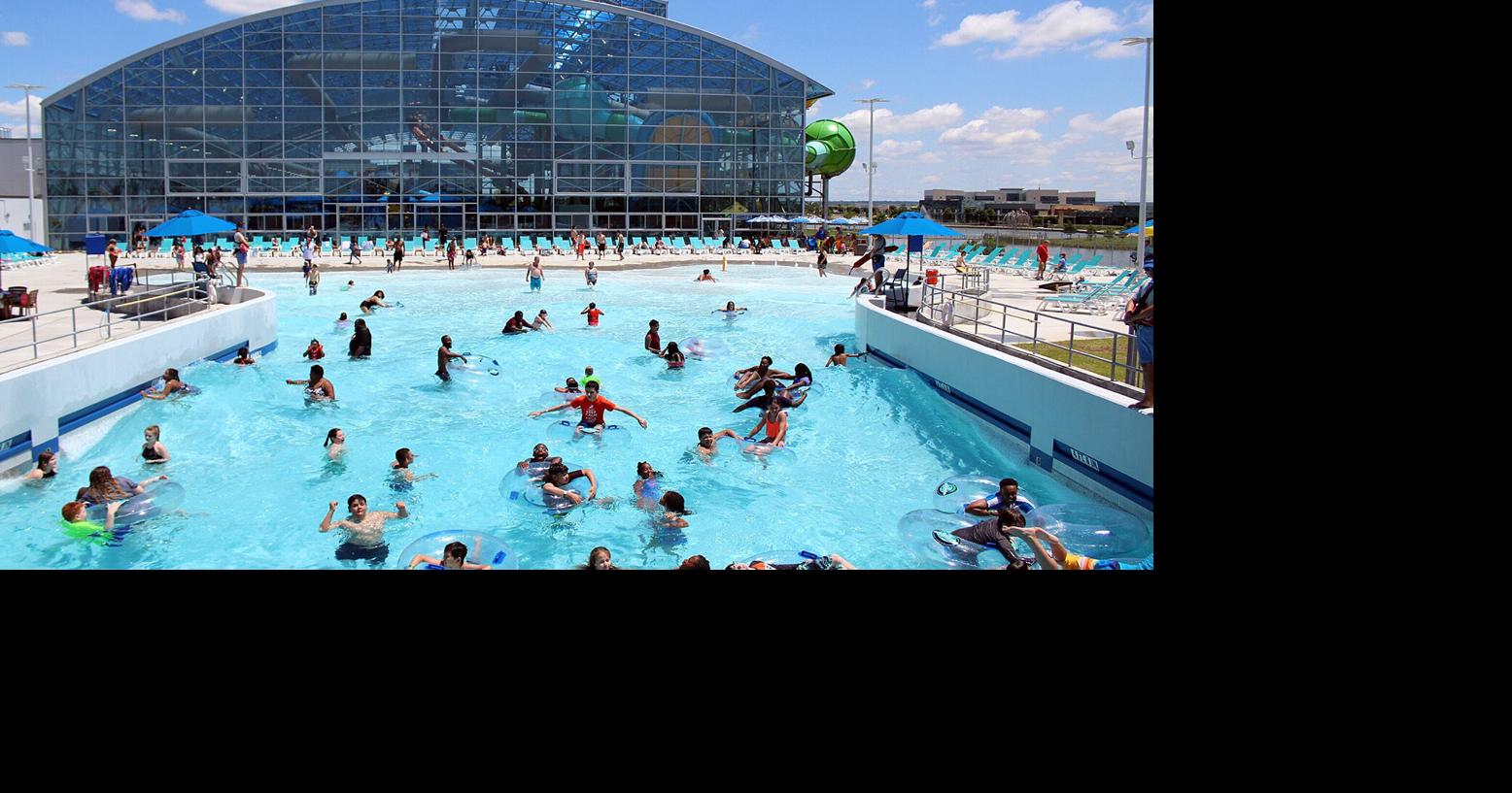 Bellevue Bay Indoor Waterpark entertainment district