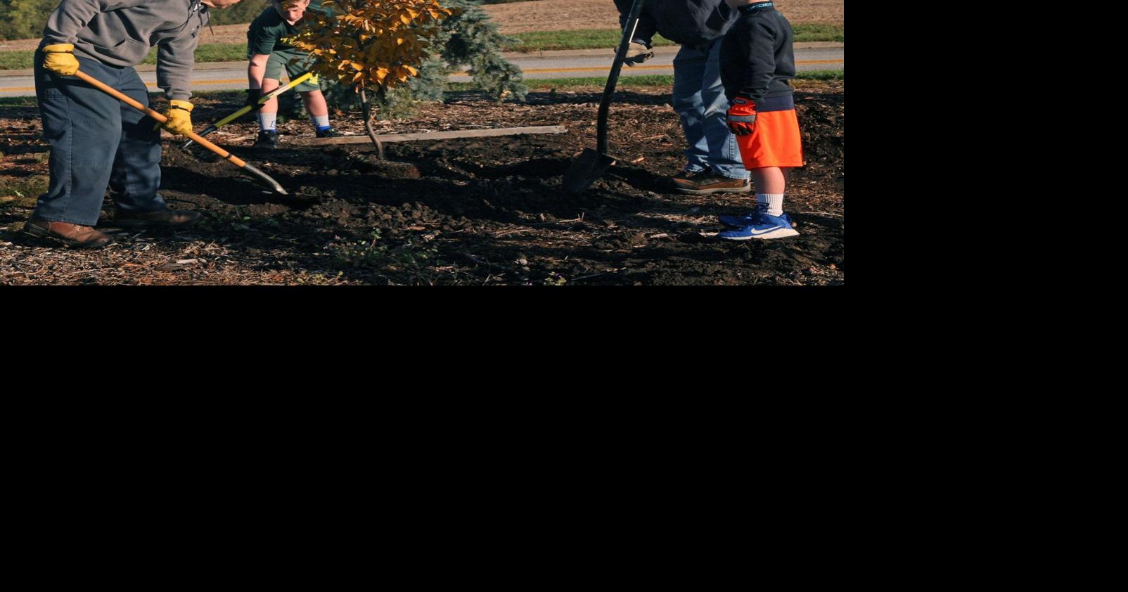 First fall planting a success for Arbor Society