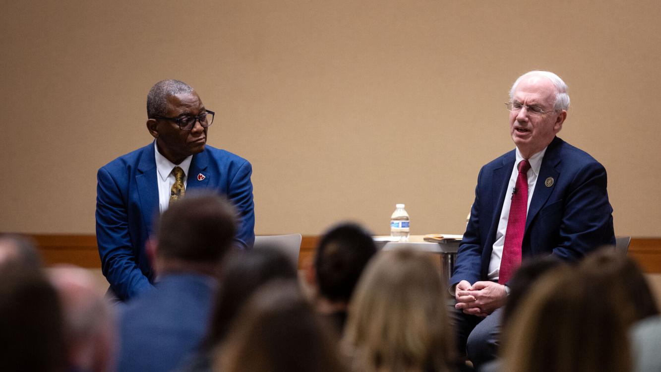 UNMC holds campus forum to discuss plan for Nebraska Medicine