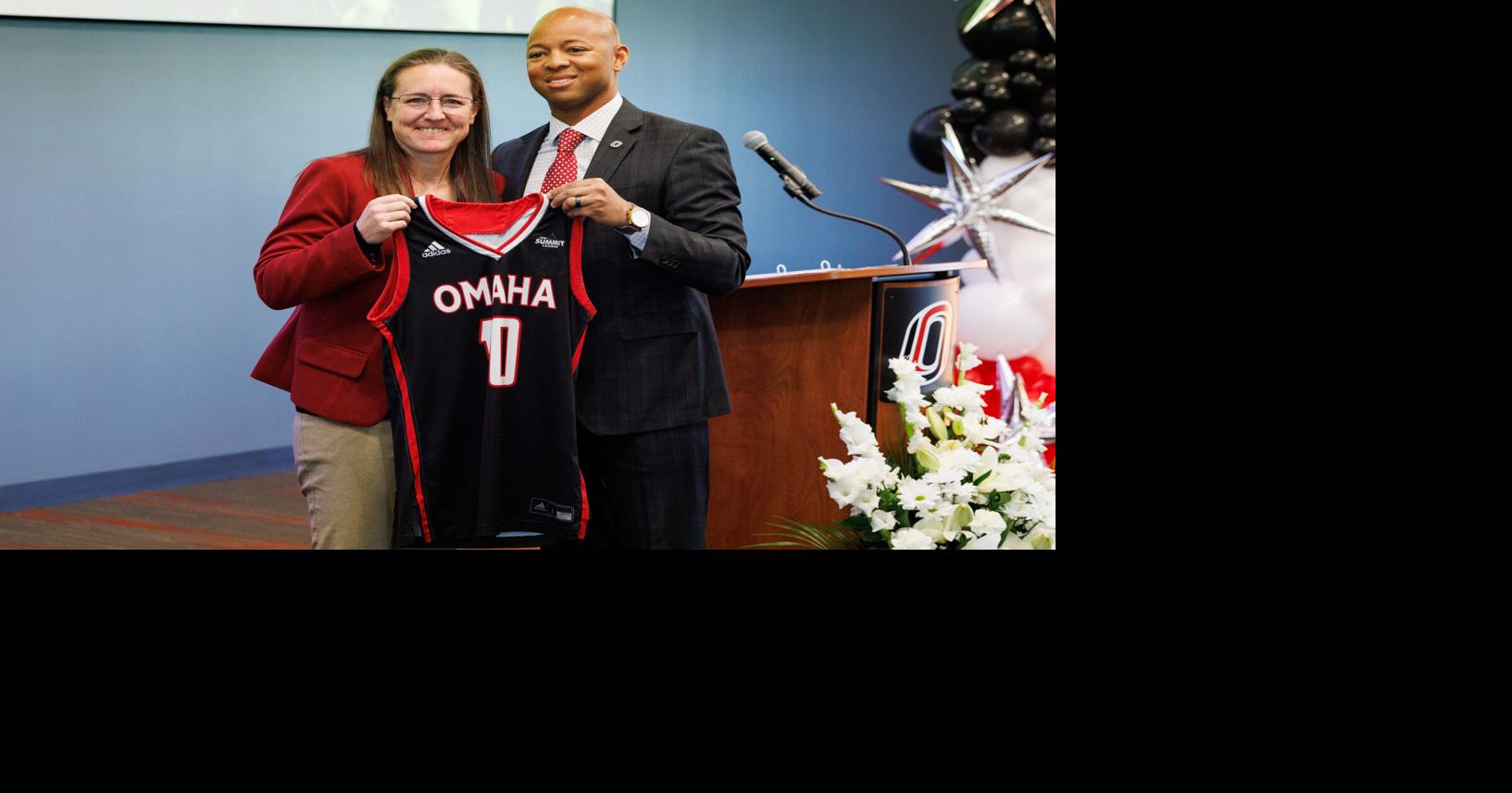 Jamie Carey introduced as new Omaha women's basketball coach