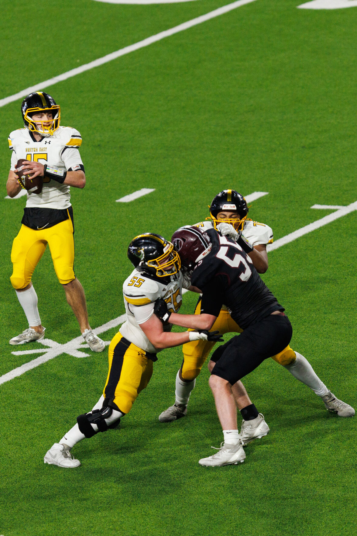 Waverly beats Gretna East for Class B state football title