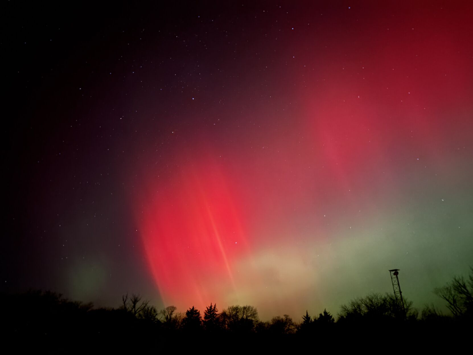 Sun storm led to fantastic Northern Lights display above Nebraska