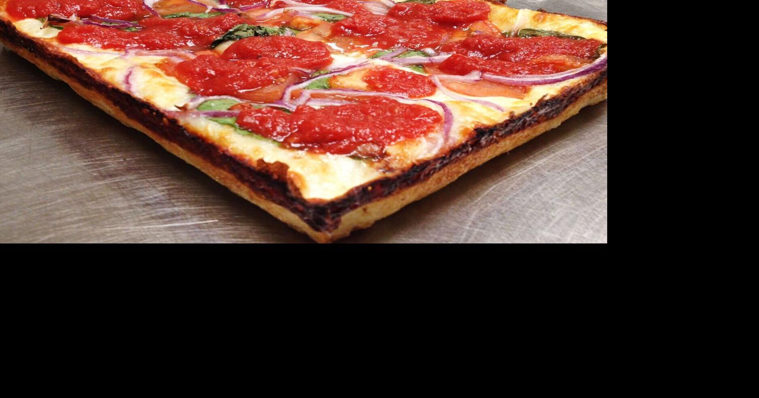 Dining notes: Izzy's Pizza Bus to open shop in midtown Omaha