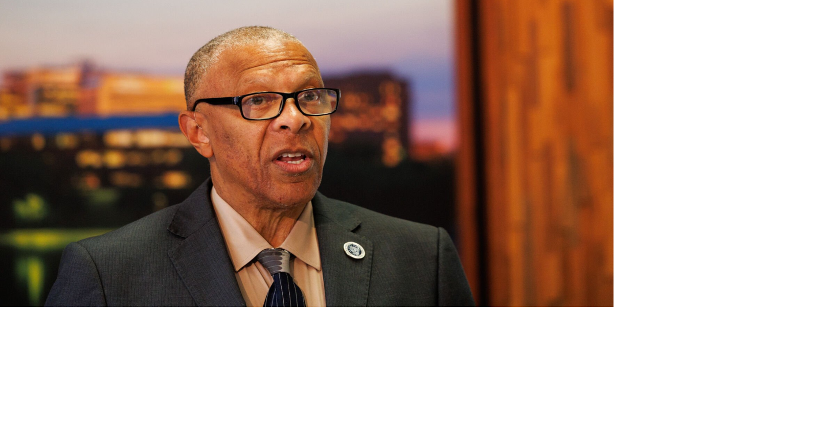 Omaha Mayor John Ewing endorses Crystal Rhoades for US Congress