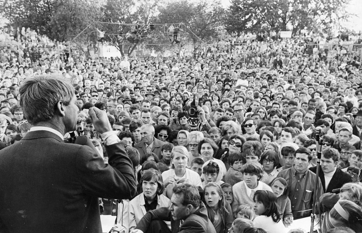 Things Fall Apart -- A 1960s Timeline | Page 2 | alternatehistory.com
