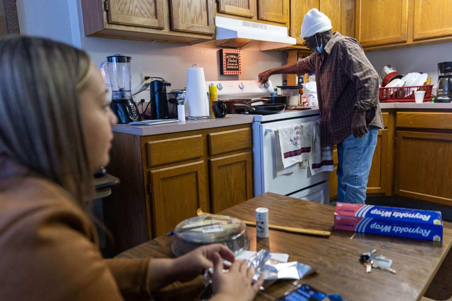 Omaha Housing Authority lays out plans for bedbug-killing 'heat ...