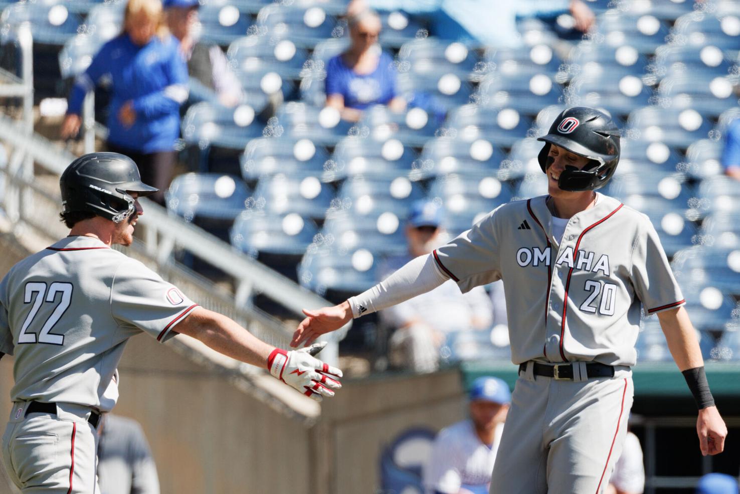 St. Thomas snaps Omaha baseball's four-game winning streak