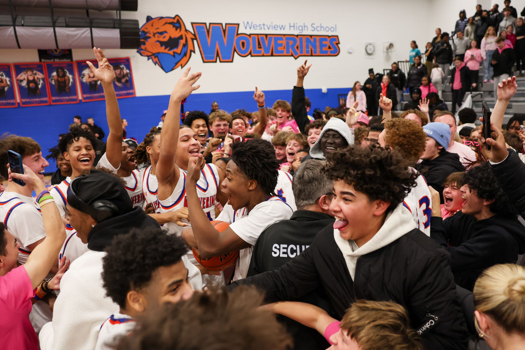 Pospisil: Omaha Westview defends the 'Den' to rise to No. 1