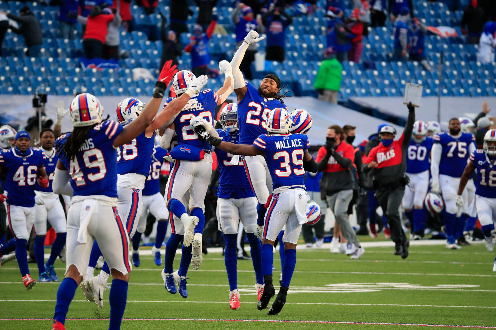 Vic Carucci: More mature, composed Josh Allen leads Bills to first ...