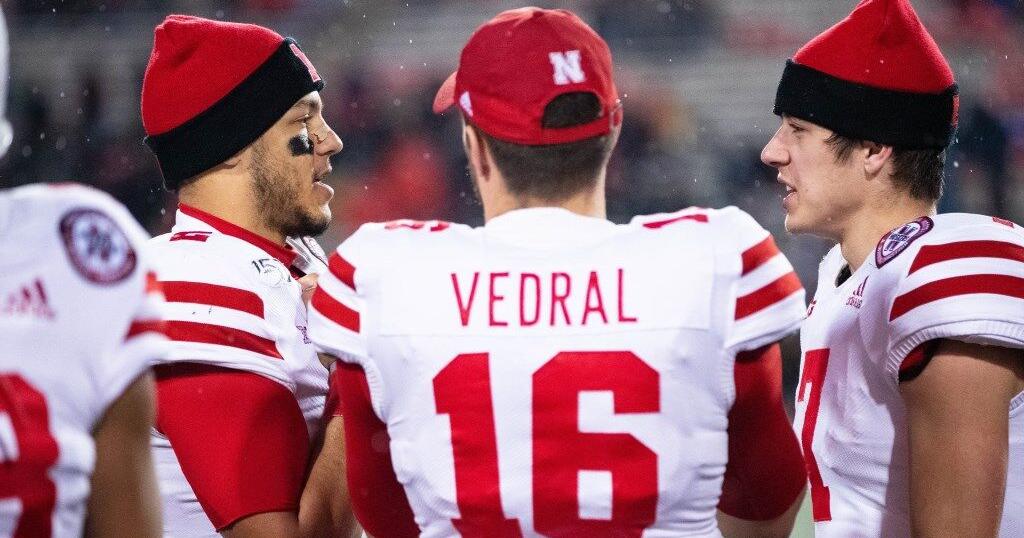 Shatel: Don't play the 'what-if' game with Noah Vedral and the Husker ...