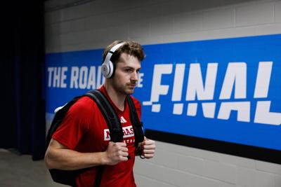 How Kent Pavelka called final seconds of Nebraska's NCAA win