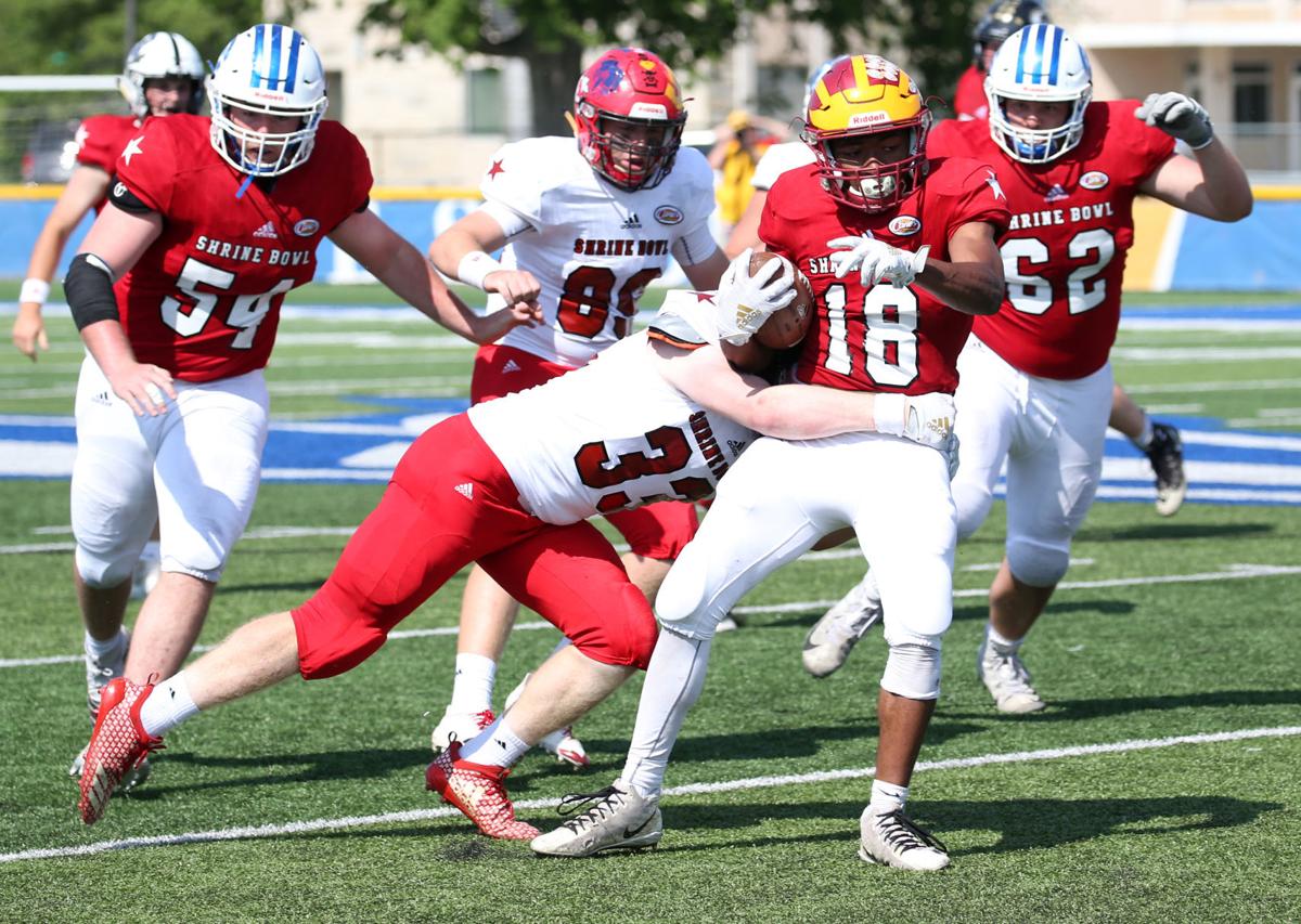 Omaha Roncalli's Alex Rodgers makes his final football game one to remember